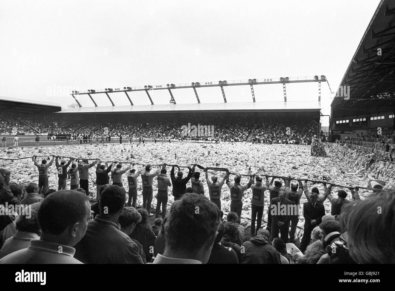 Hillsborough Disaster - Floral Tribute - Anfield Stadium - Liverpool ...