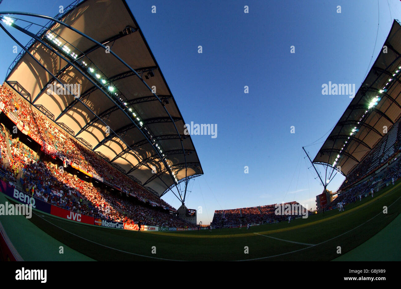 Football euro 2004 general view hi-res stock photography and images - Alamy