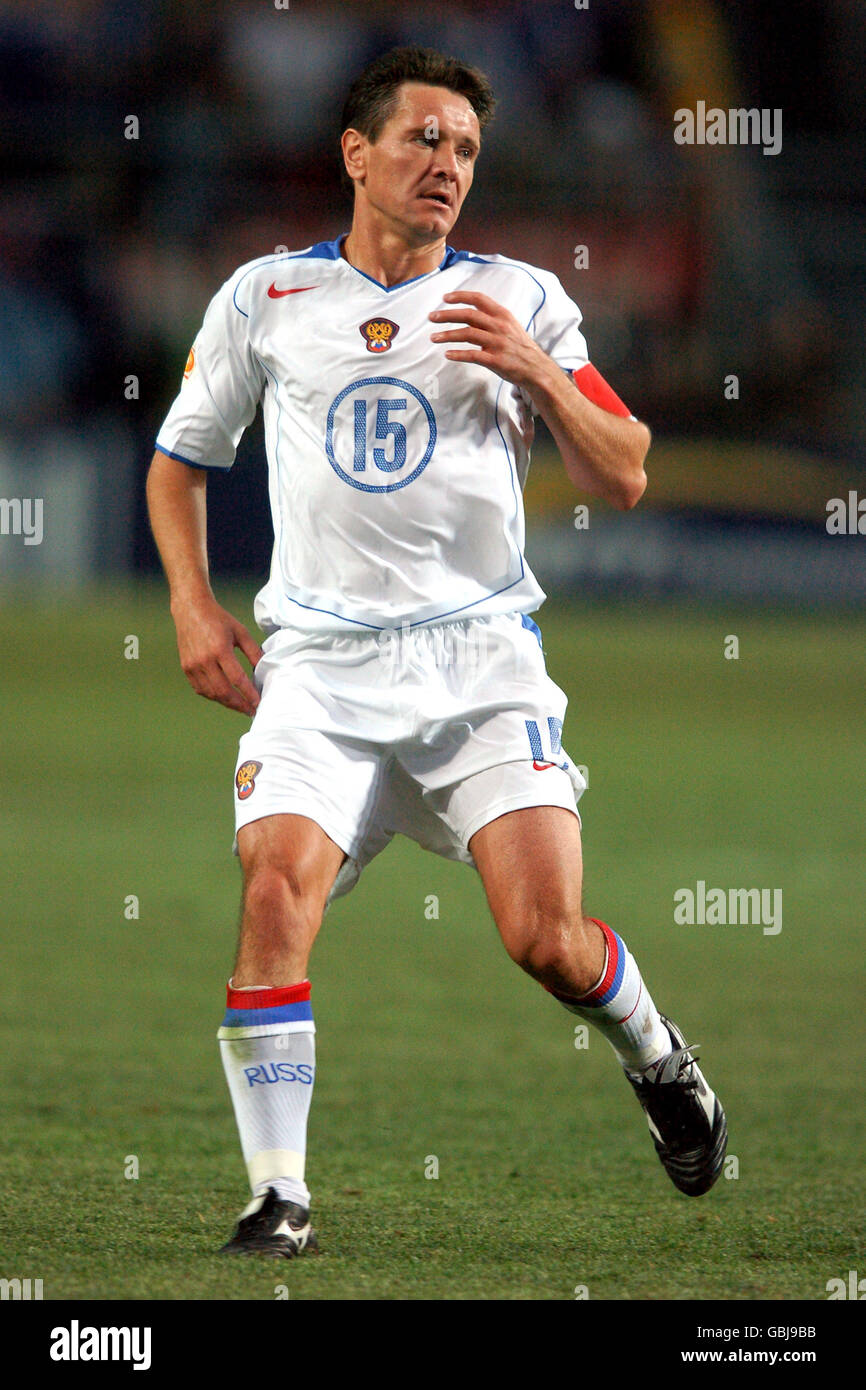 Soccer uefa european championship 2004 group a russia v greece hi-res ...