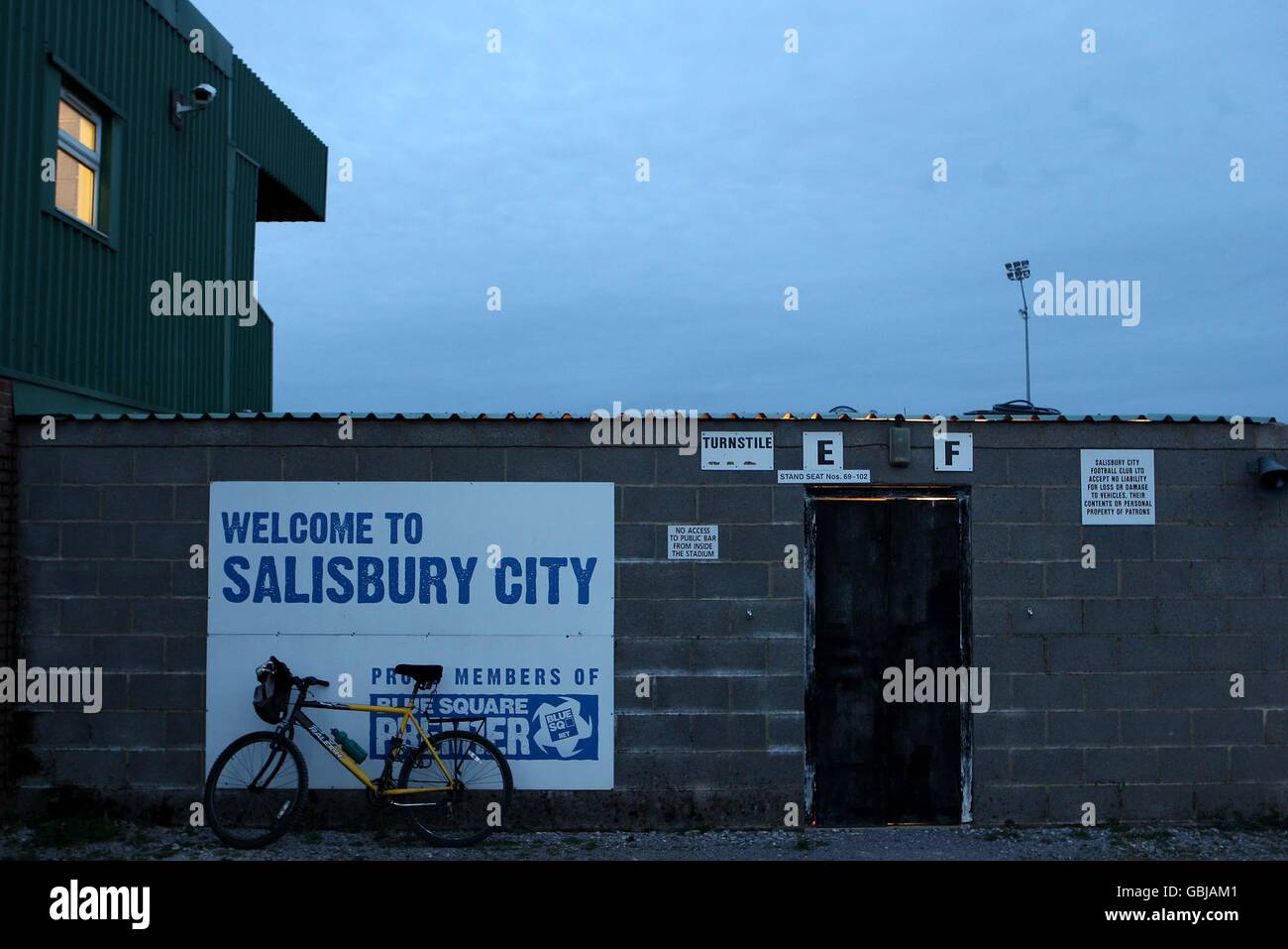 A general view of the raymond mcenhill stadium hi-res stock photography ...