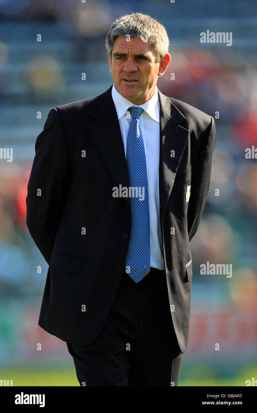 Italy head coach Nick Mallett before the start of the RBS 6 Nations ...