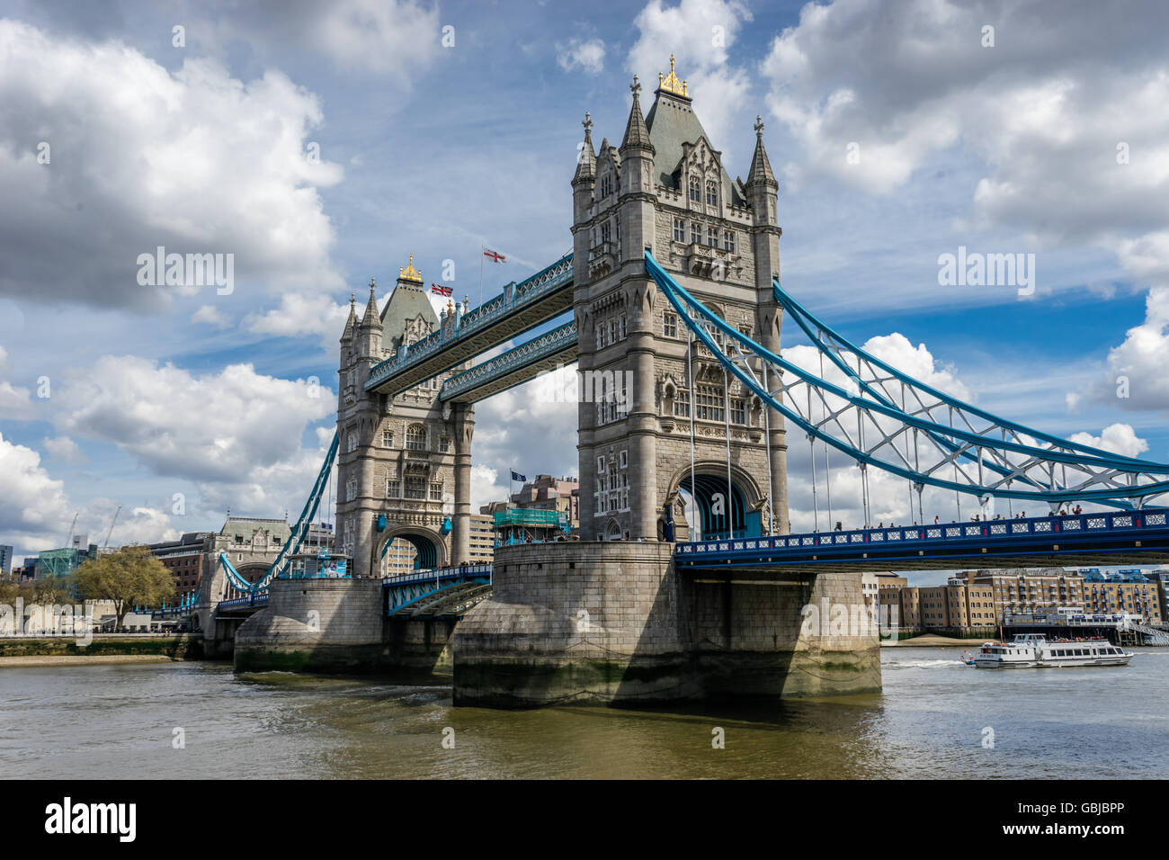 The famous Tower Bridge in London, England, United Kingdom Stock Photo ...