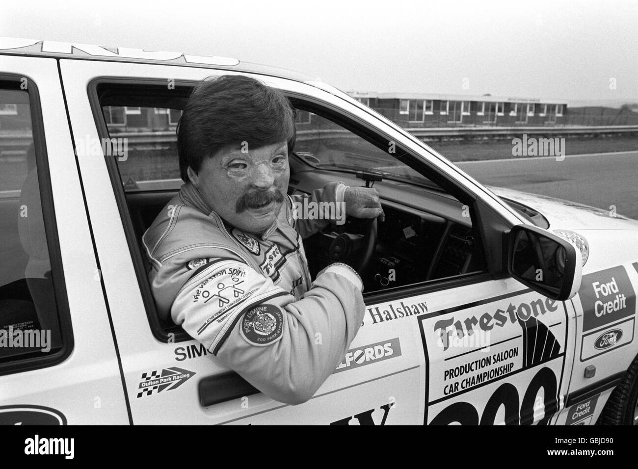 Falkland's war survivor Simon Weston at the whell of a Ford Sierra ...