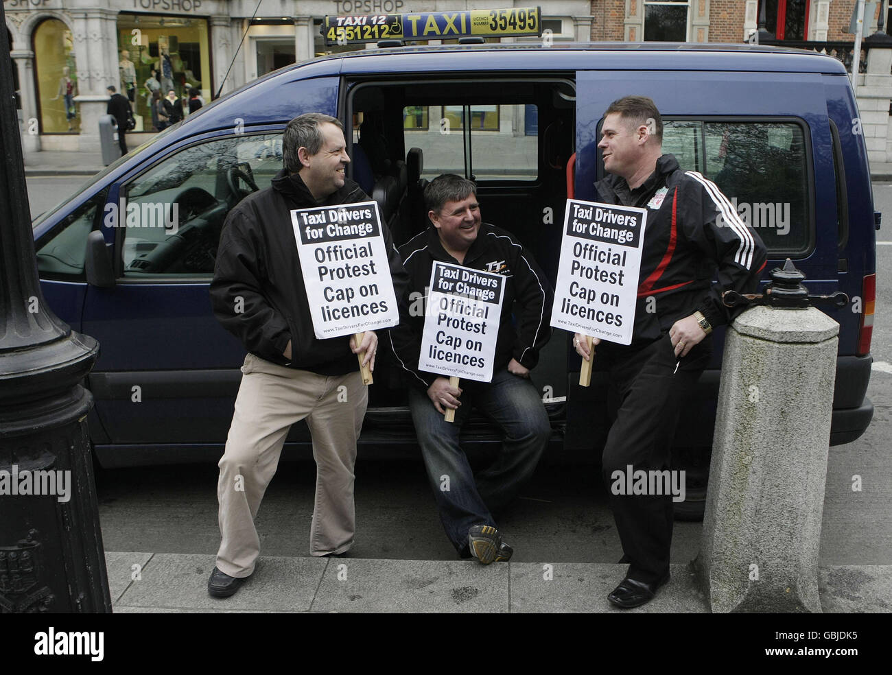 Taxi drivers protest Stock Photo - Alamy