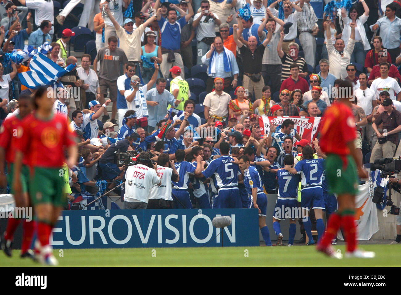 Greece euro 2004 goal hi-res stock photography and images - Alamy