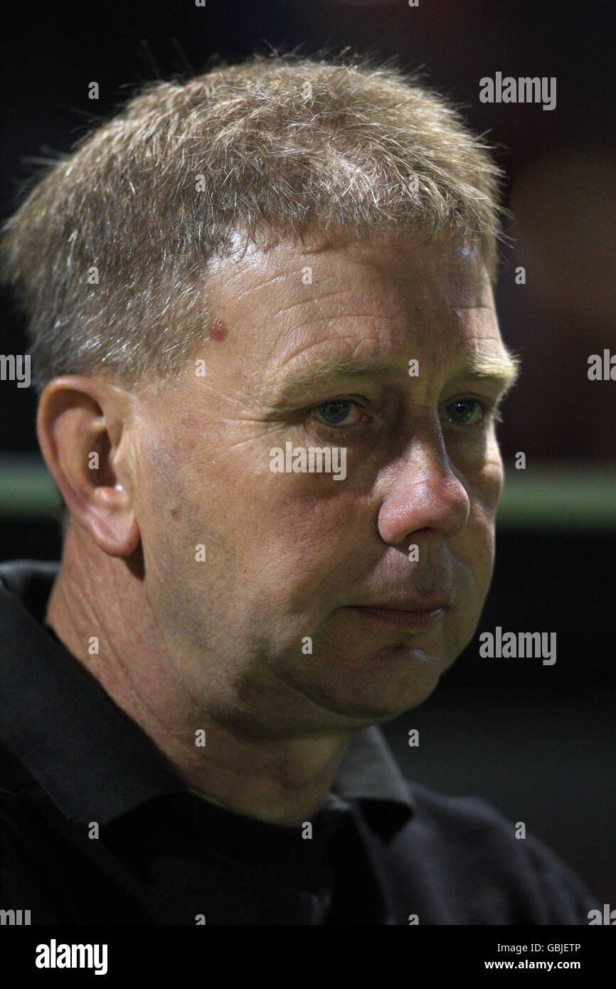 Steve fallon hi-res stock photography and images - Alamy