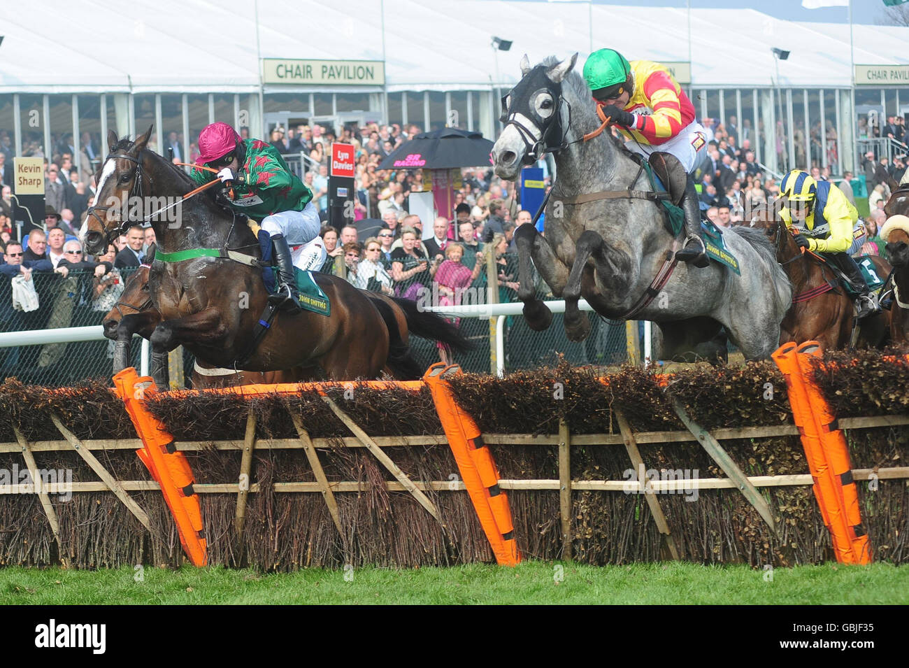 El Dancer ridden by Dominic Elsworth (far right, yellow striped cap ...