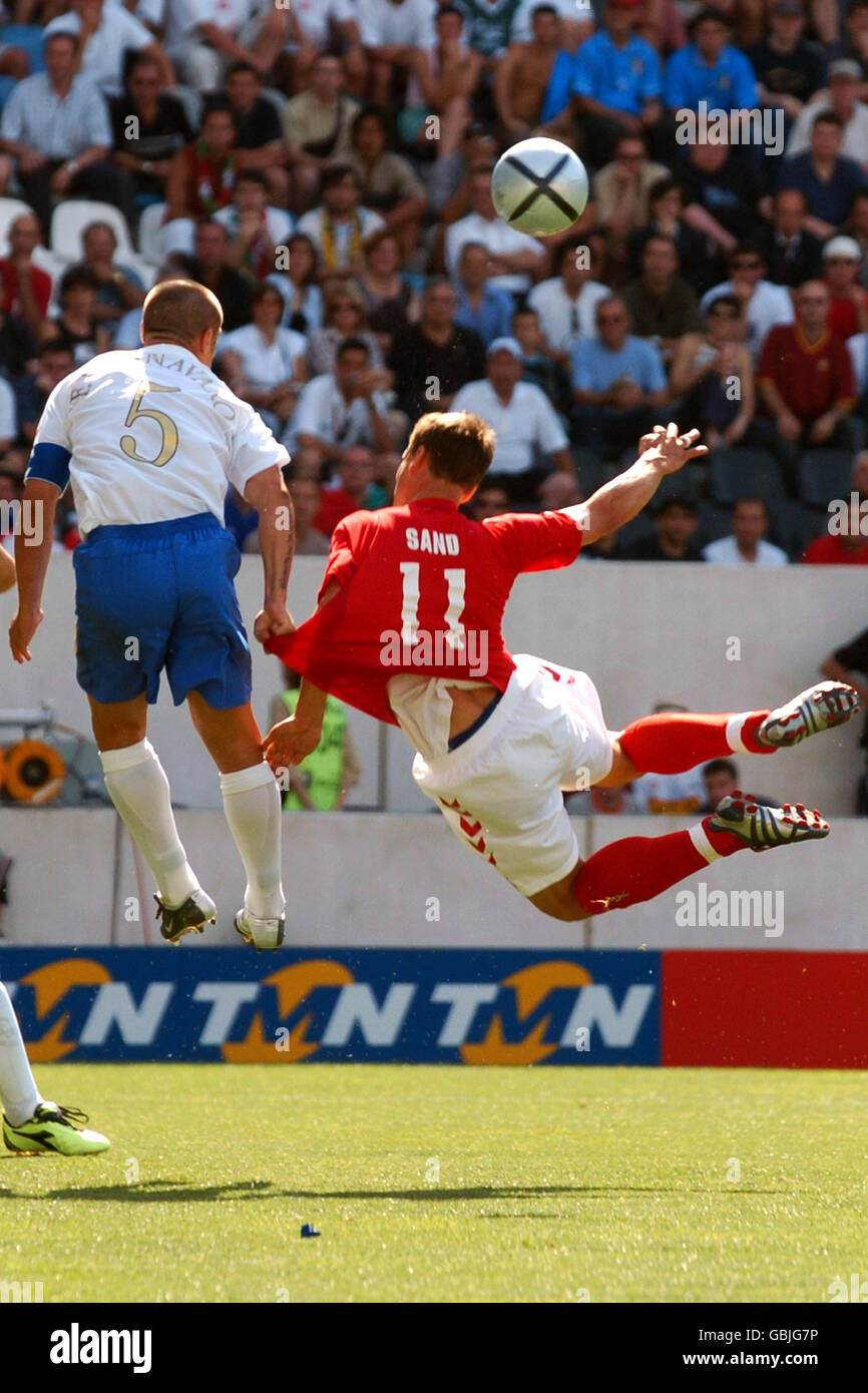 Ebbe sand euro 2004 hi-res stock photography and images - Alamy