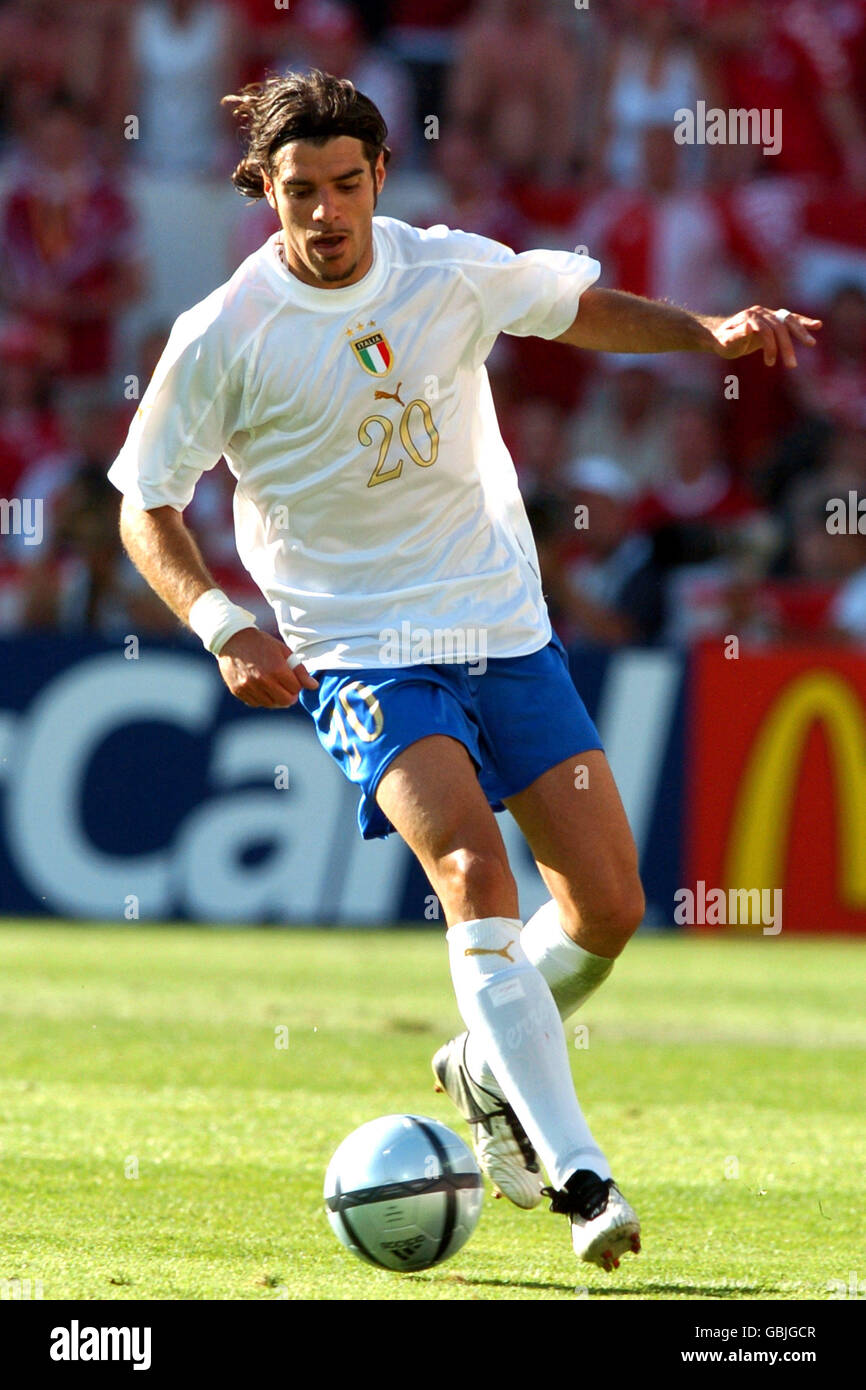 Simone perrotta hi-res stock photography and images - Alamy