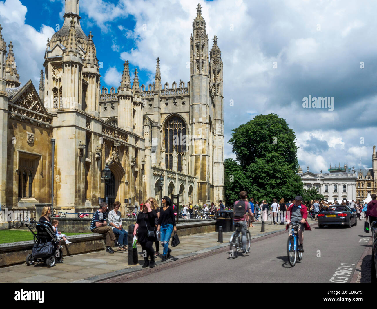 Exterior of King's College Cambridge University on King's Parade ...