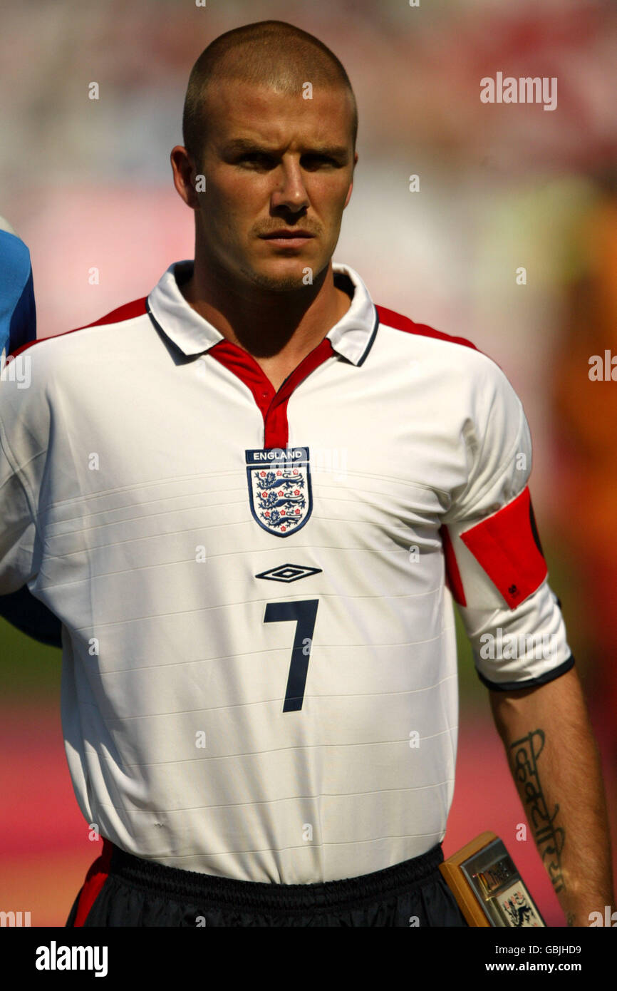 David beckham 2004 hi-res stock photography and images - Alamy