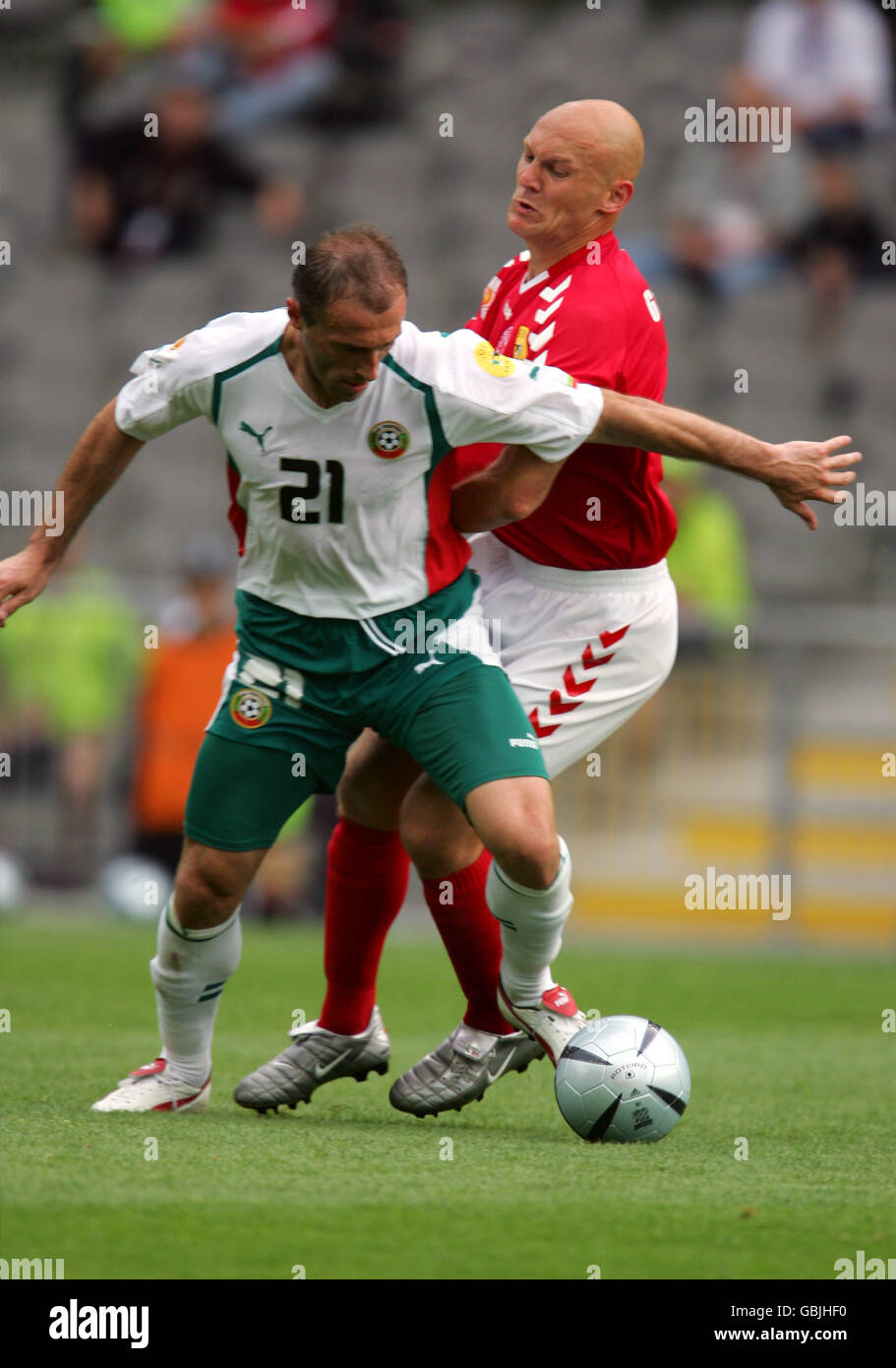 Thomas gravesen euro 2004 hi-res stock photography and images - Alamy