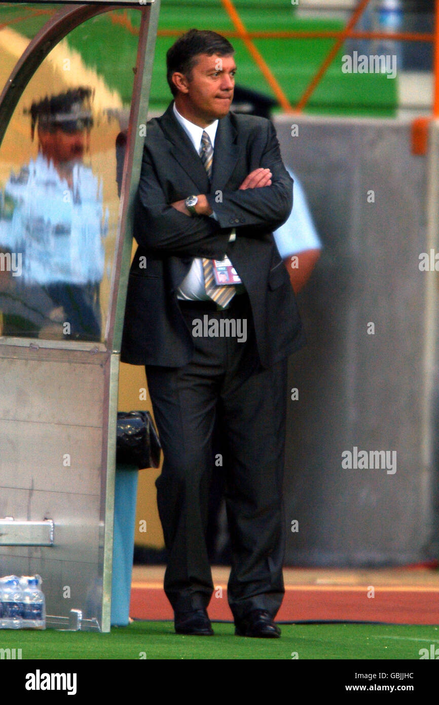 Soccer - UEFA European Championship 2004 - Group B - Croatia v France ...