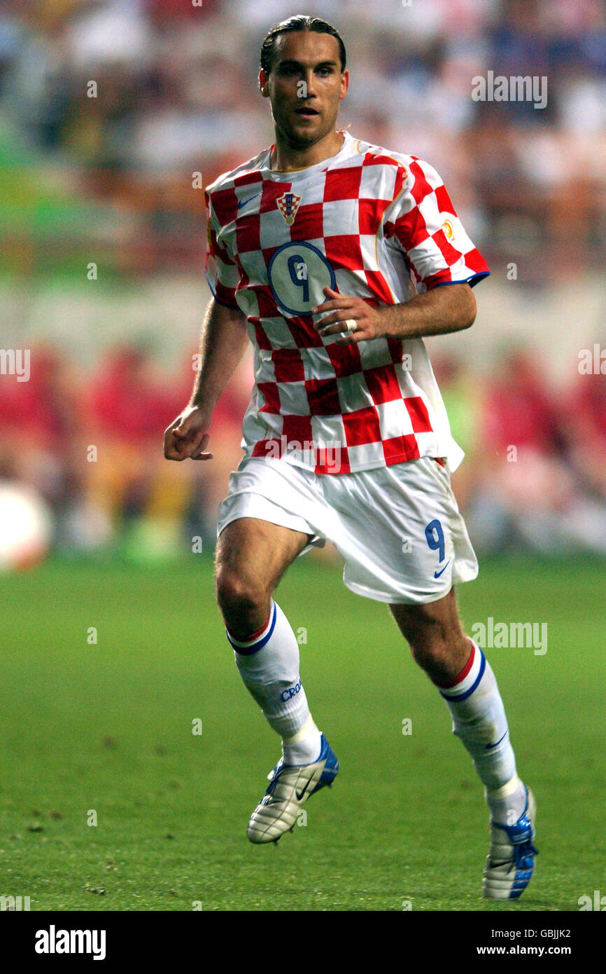 Soccer uefa european championship 2004 group b croatia v france hi-res ...