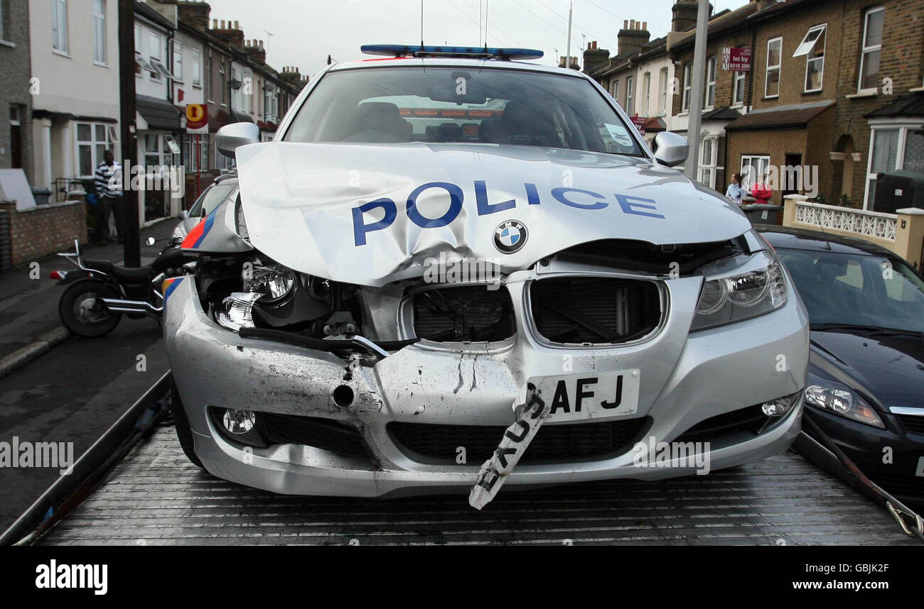 Police officer injured in east London Stock Photo - Alamy