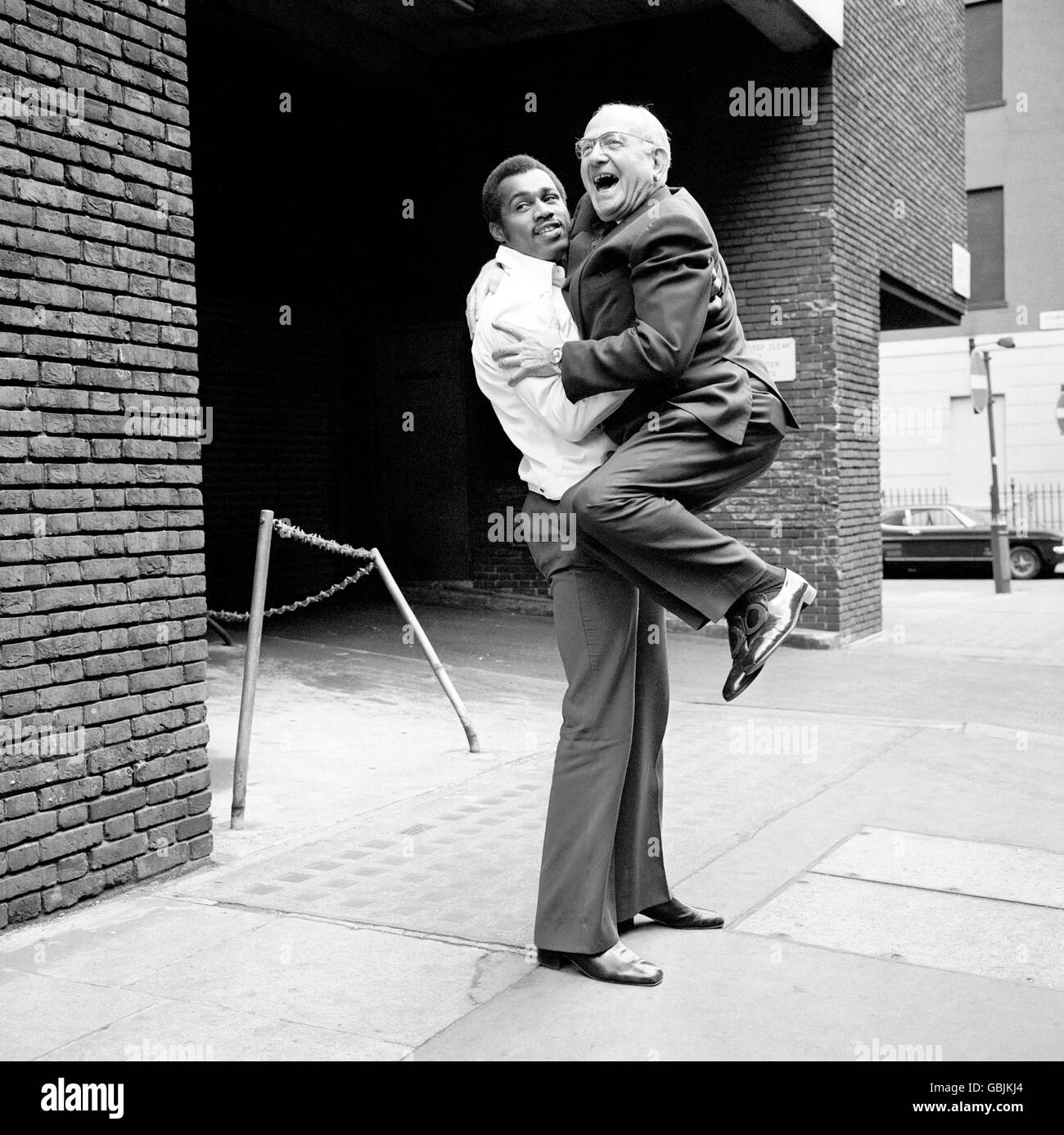 Boxing - Ken Norton and Jack Solomons Stock Photo - Alamy