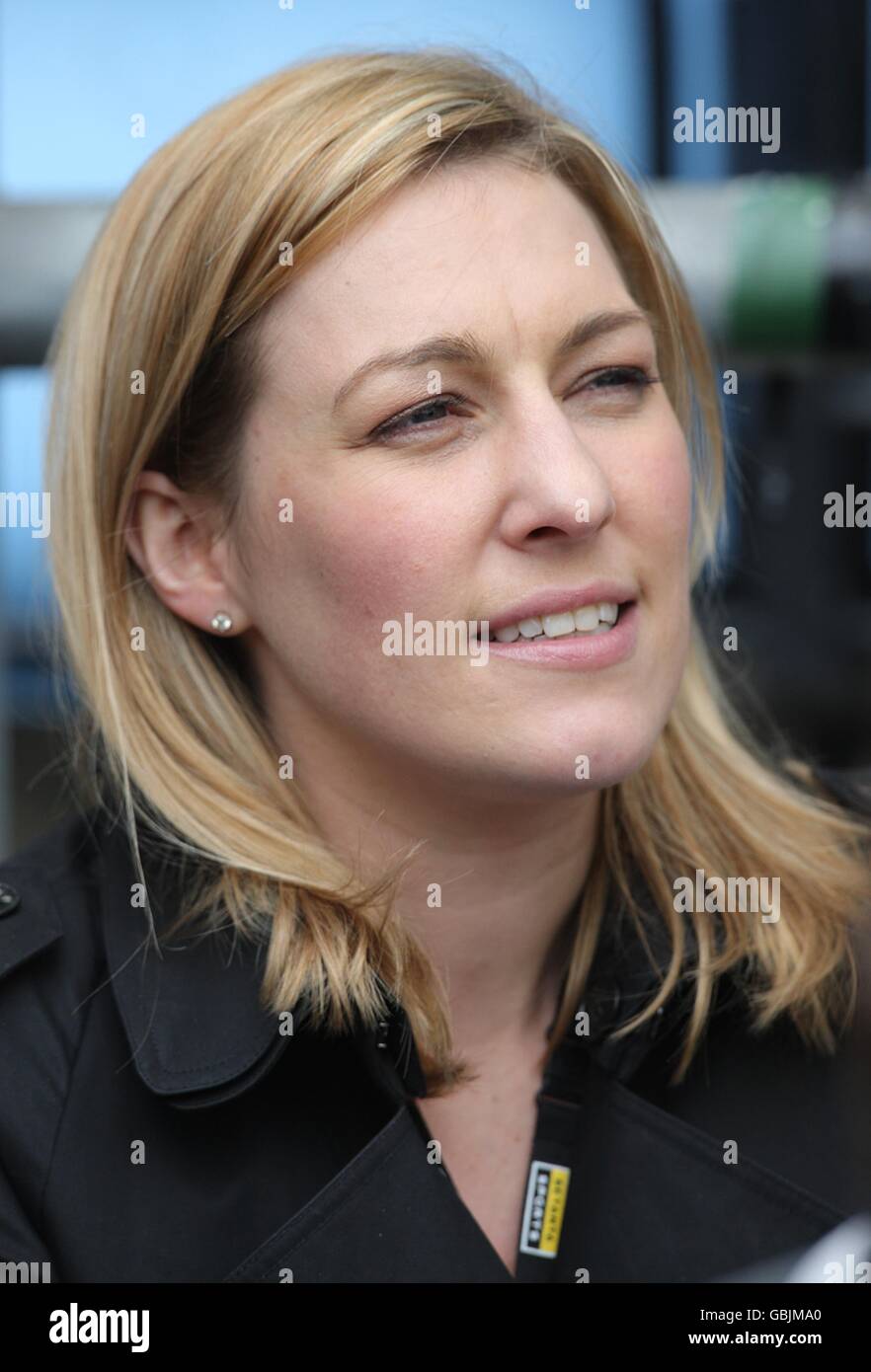 Soccer - Barclays Premier League - Aston Villa v Everton - Villa Park ...