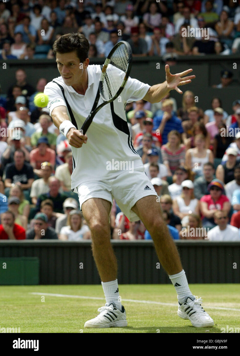 Tennis - Wimbledon 2004 - Third Round - Tim Henman v Hicham Arazi Stock ...