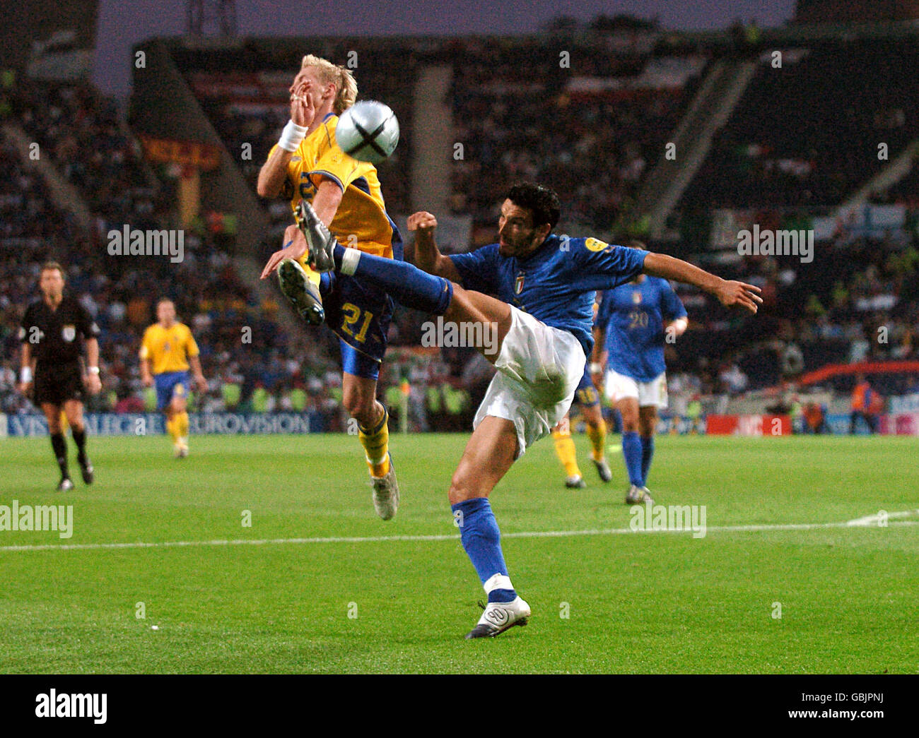 Soccer - UEFA European Championship 2004 - Group C - Italy v Sweden ...