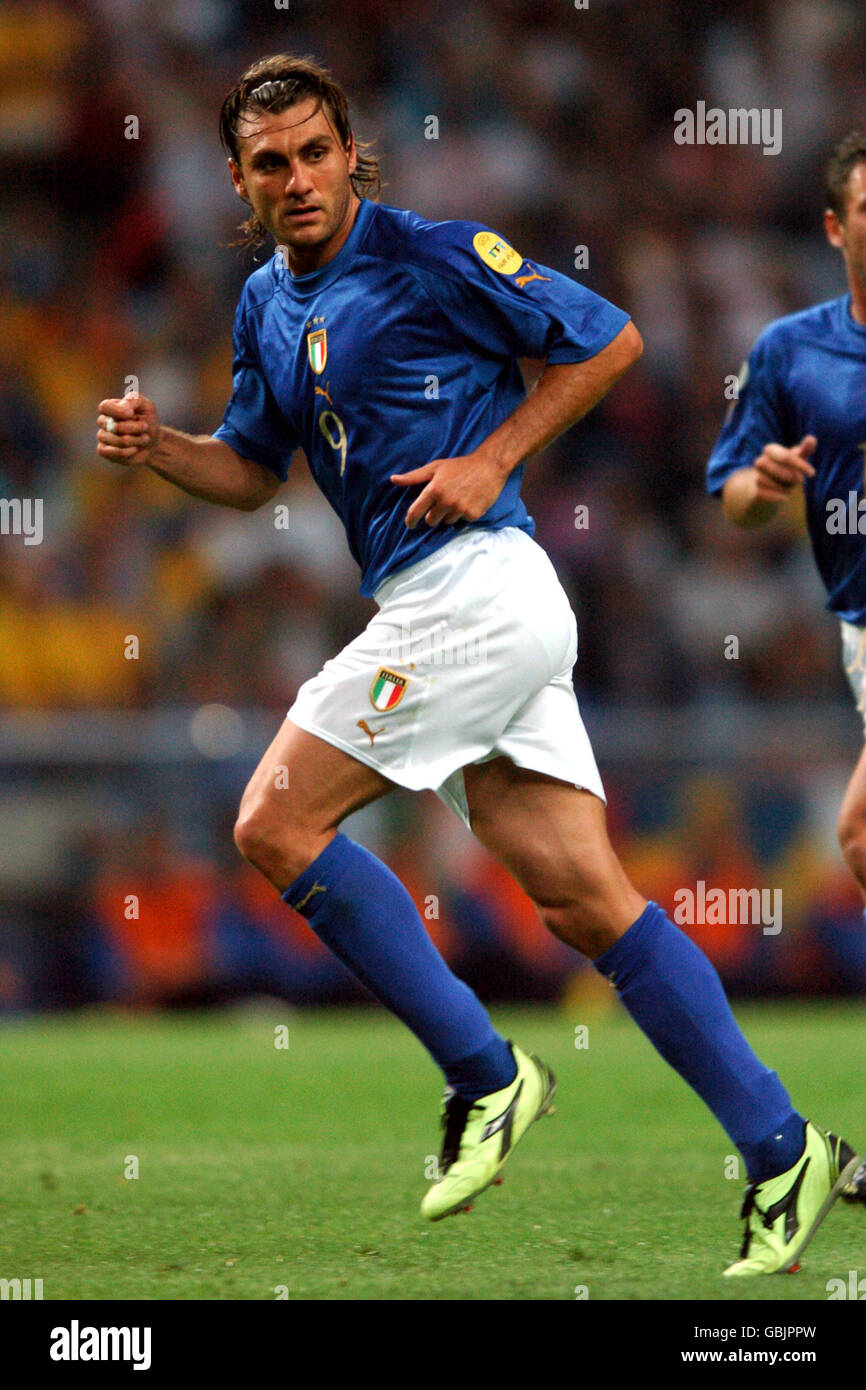 Vieri euro 2004 hi-res stock photography and images - Alamy