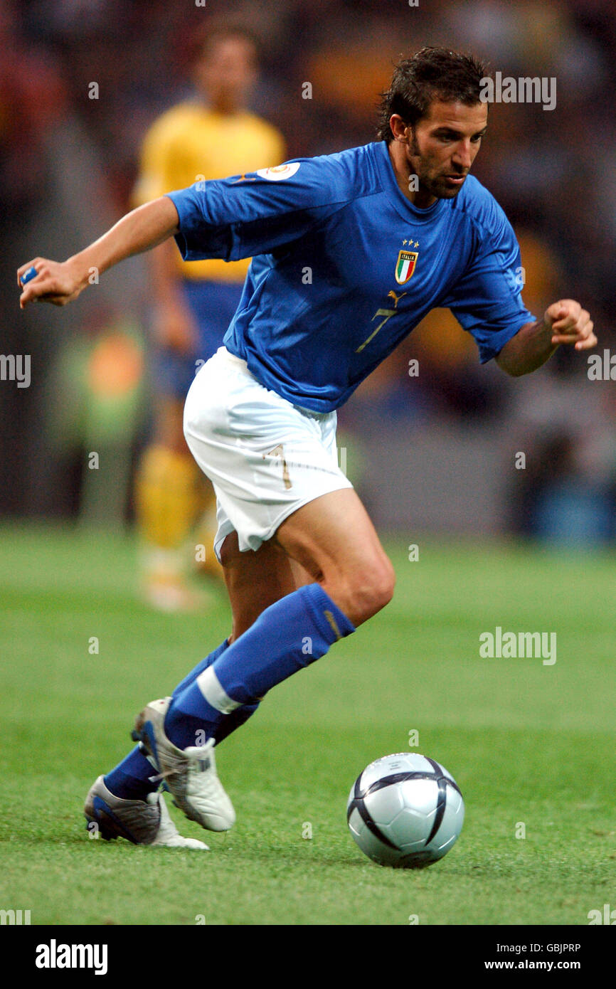 Del piero euro 2004 hi-res stock photography and images - Alamy