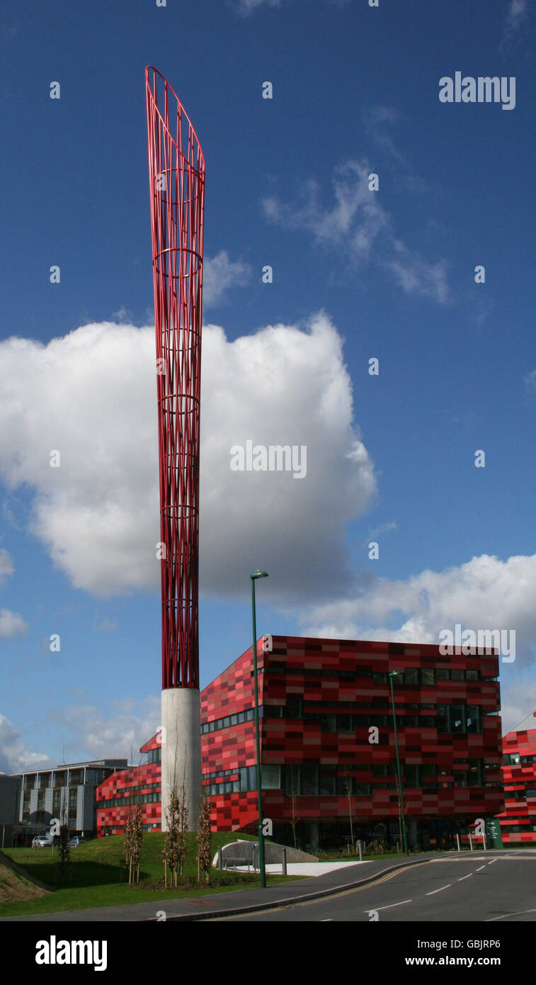 Nottingham university britains tallest free standing work public art hi ...