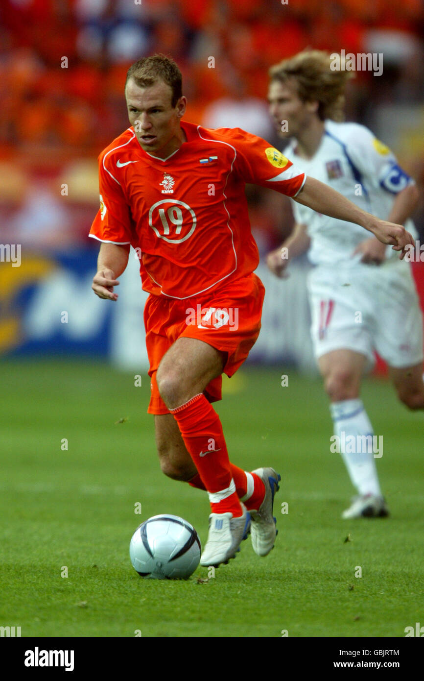 Arjen robben 2004 hi-res stock photography and images - Alamy