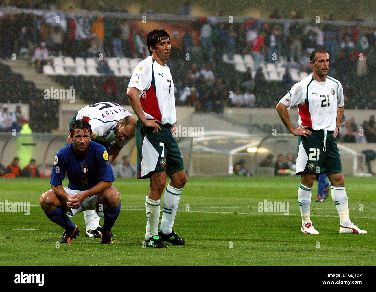 Soccer uefa european championship 2004 group c italy v bulgaria hi-res ...