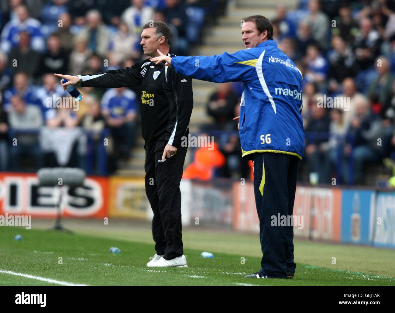 Leeds united manager simon grayson hi-res stock photography and images ...