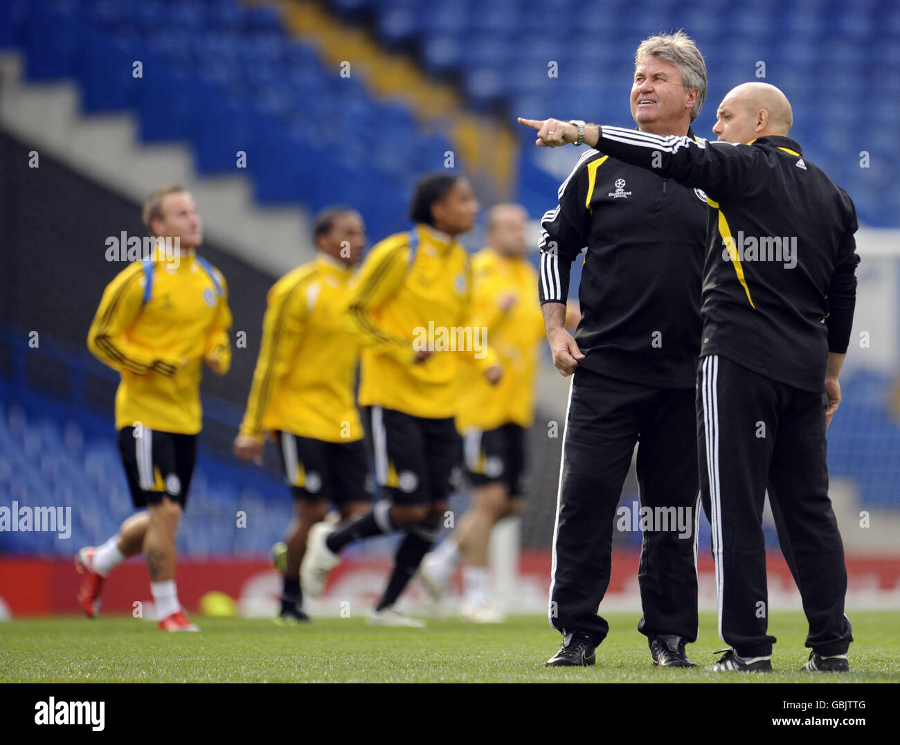 Soccer chelsea full length speak speaking speaks england mangrs hi-res ...