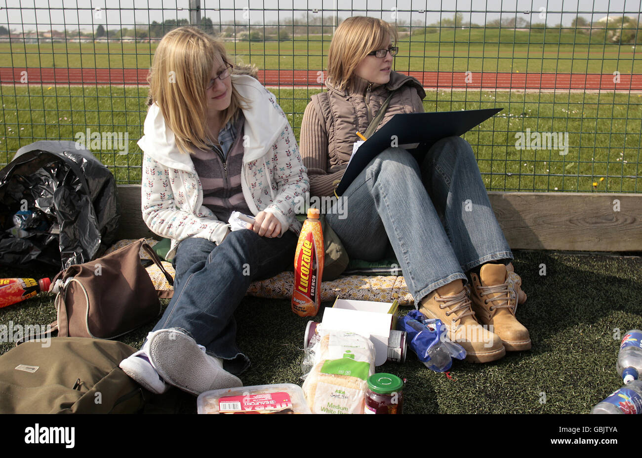 Eleven a side world record attempt hi-res stock photography and images ...