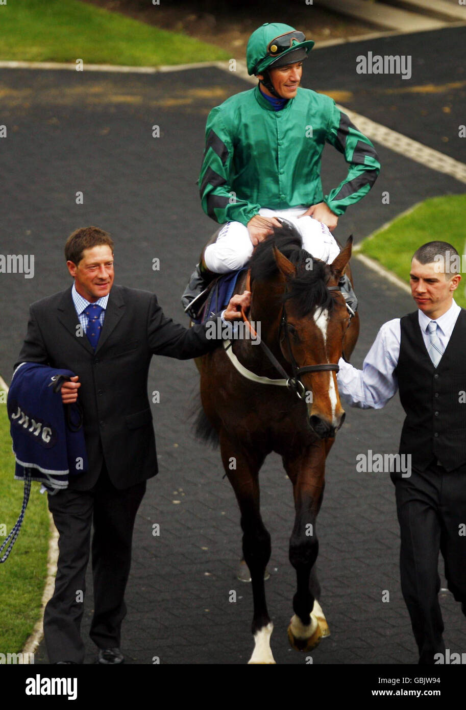 Horse Racing - Newmarket Racecourse Stock Photo - Alamy