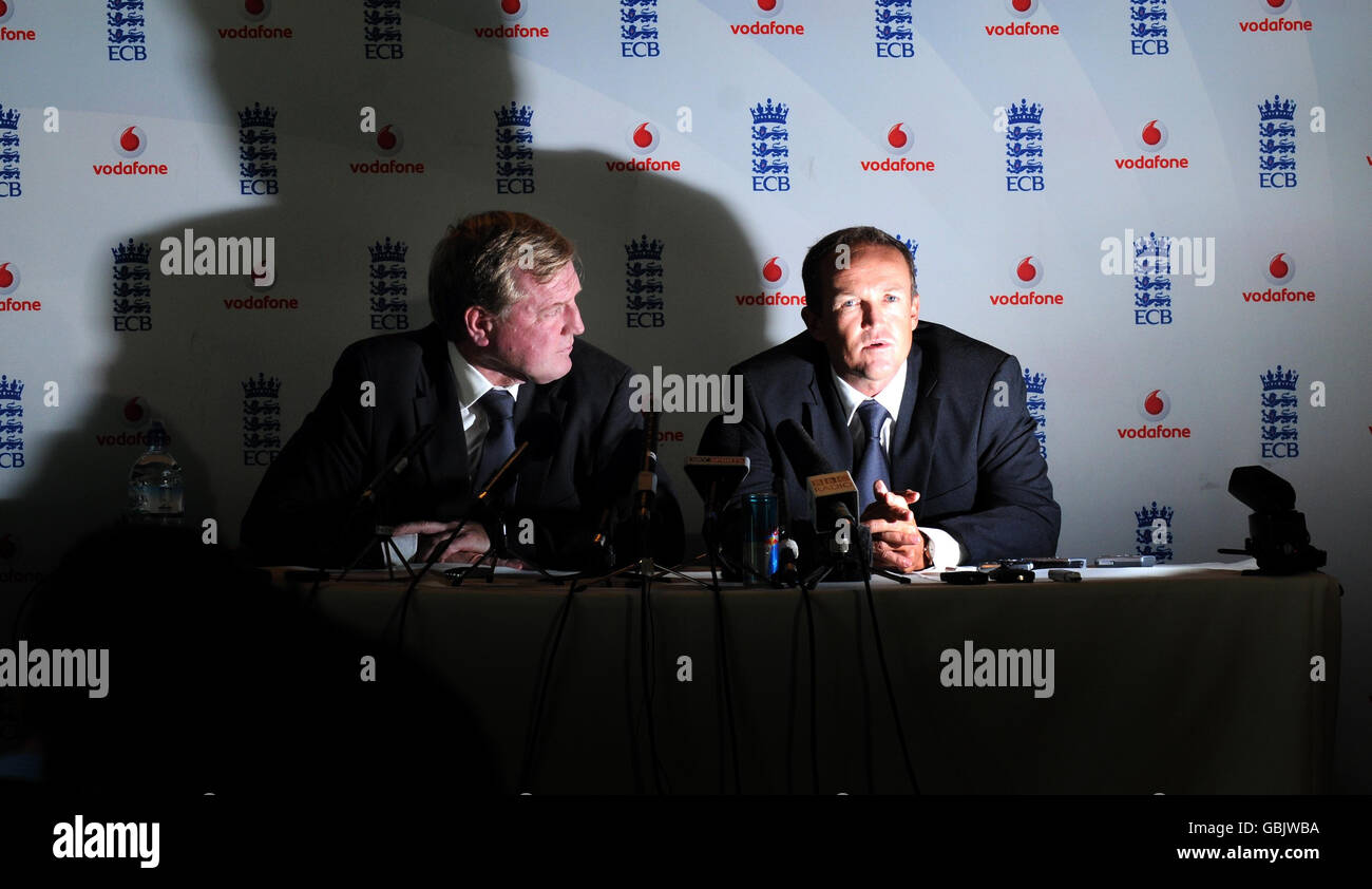 Cricket - England Press Conference - Lord's Stock Photo - Alamy