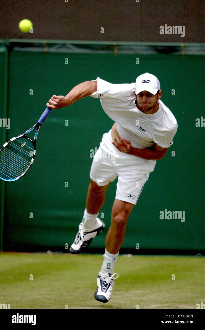 Tennis - Wimbledon 2004 - First Round - Alexander Peya v Andy Roddick ...