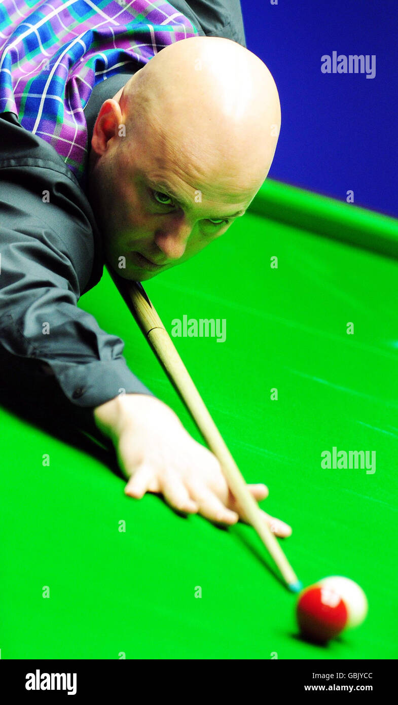 England's Mark King in action against England's Rory McLeod during the ...
