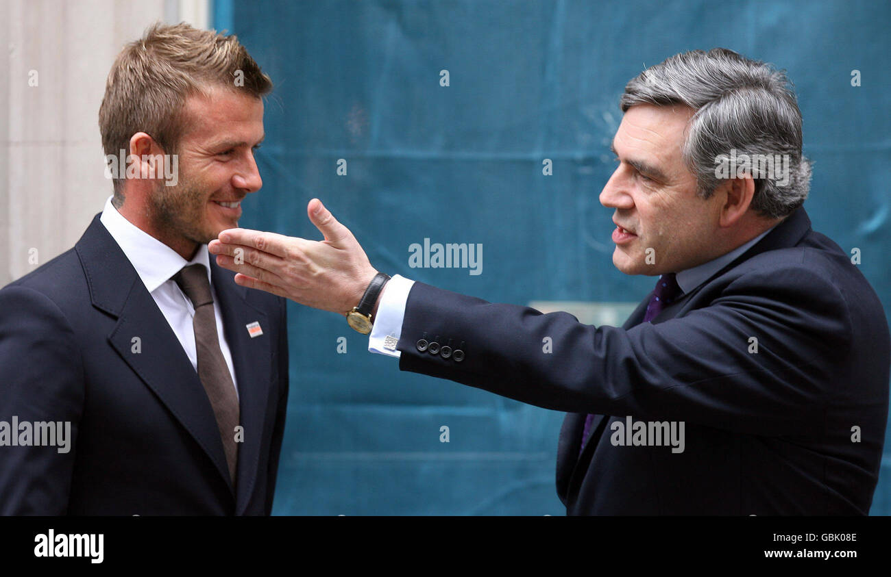 David Beckham and Denise Lewis Prime Minister Gordon Brown at 10 ...