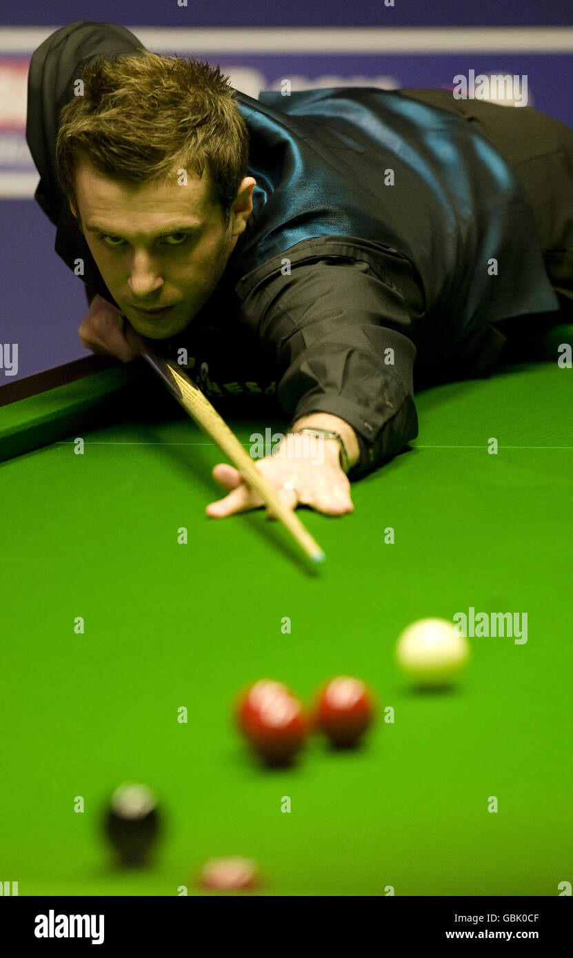 Mark Selby in action during the Betfred.com World Snooker Championship ...