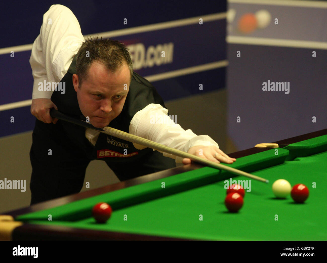 Michael holt betfred com world snooker championship crucible theatre hi ...