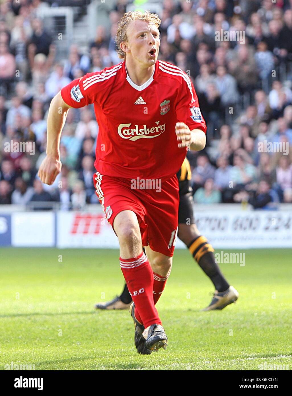 Liverpools dirk kuyt celebrates his goal hi-res stock photography and ...