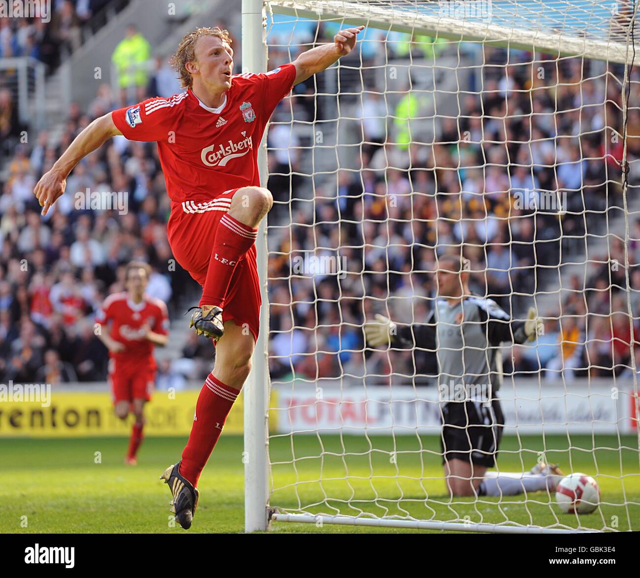 Liverpools dirk kuyt celebrates scoring their second goal hi-res stock ...
