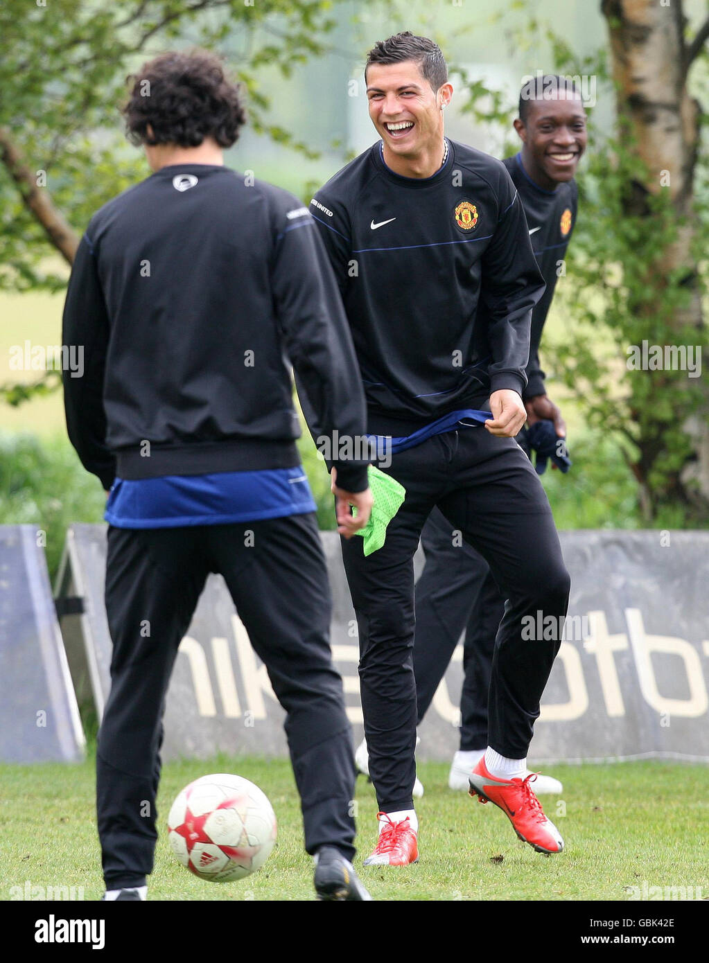 Manchester uniteds cristiano ronaldo training session carrington ...