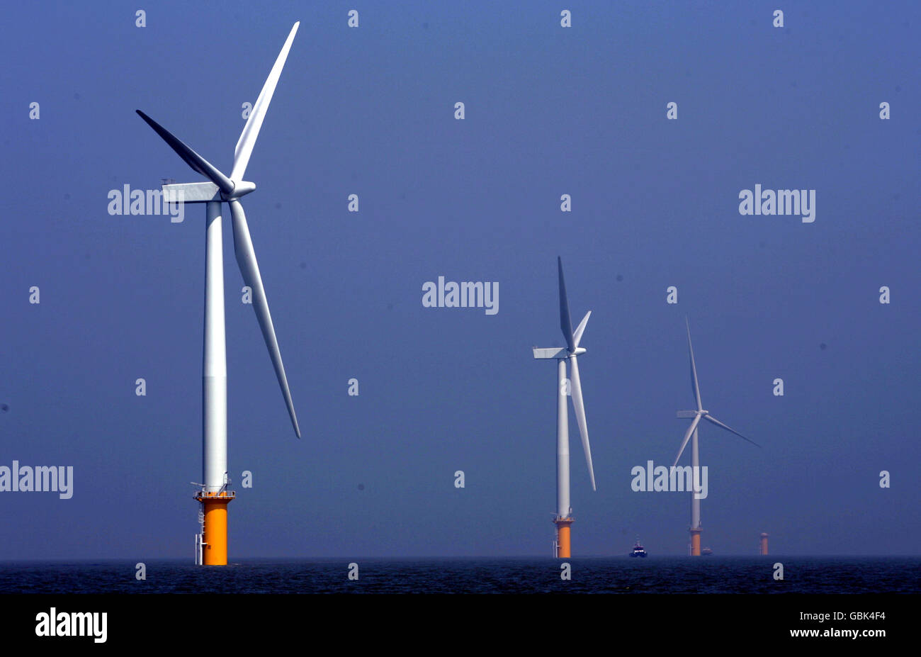 Gunfleet Sands wind farm Stock Photo - Alamy