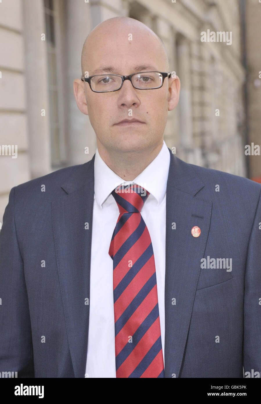 Jonathan Tipper's Instagram, Twitter & Facebook on IDCrawl