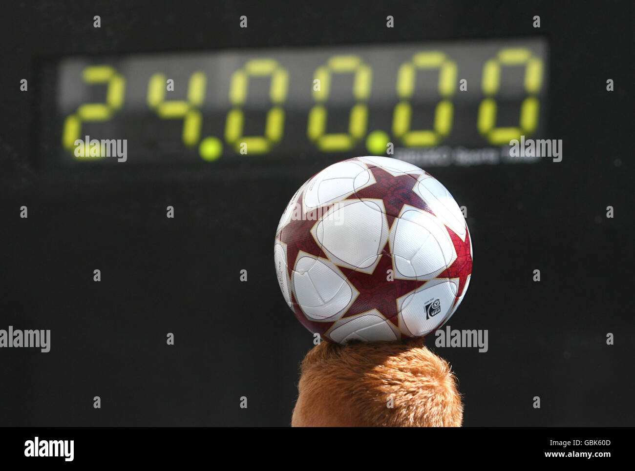 Dan Magness celebrates keeping a ball airborne for 24 hours and far ...