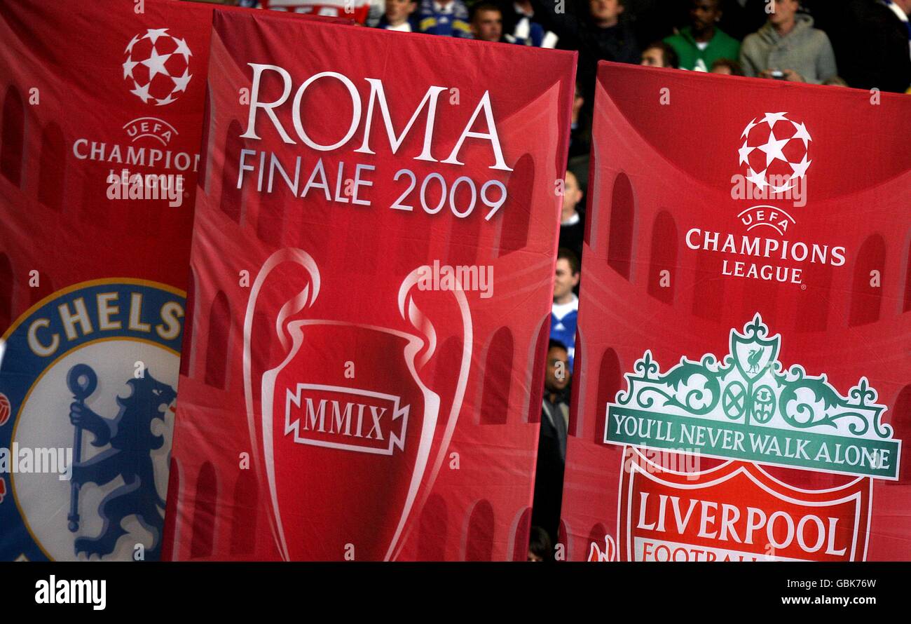 Banners showing both teams final in rome hi-res stock photography and ...