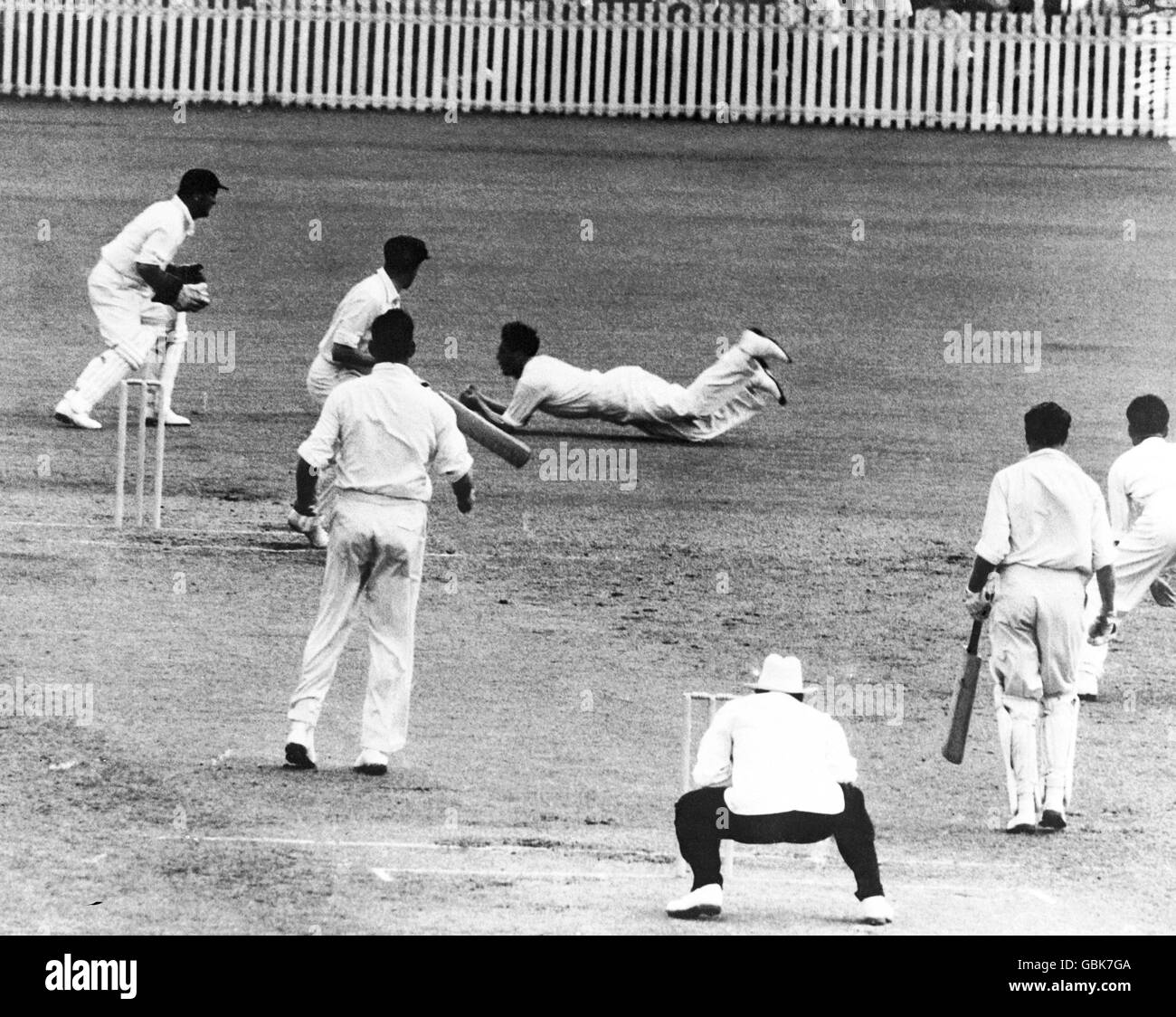 Australia's Arthur Morris (second l, half hidden) is caught by England ...