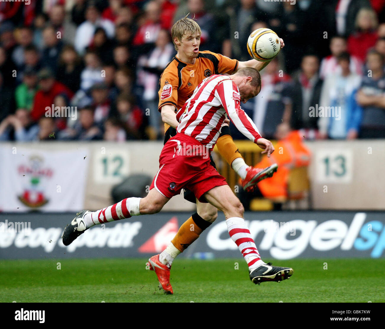 Soccer wolves full length challenging mangdm datacoapplies hi-res stock ...