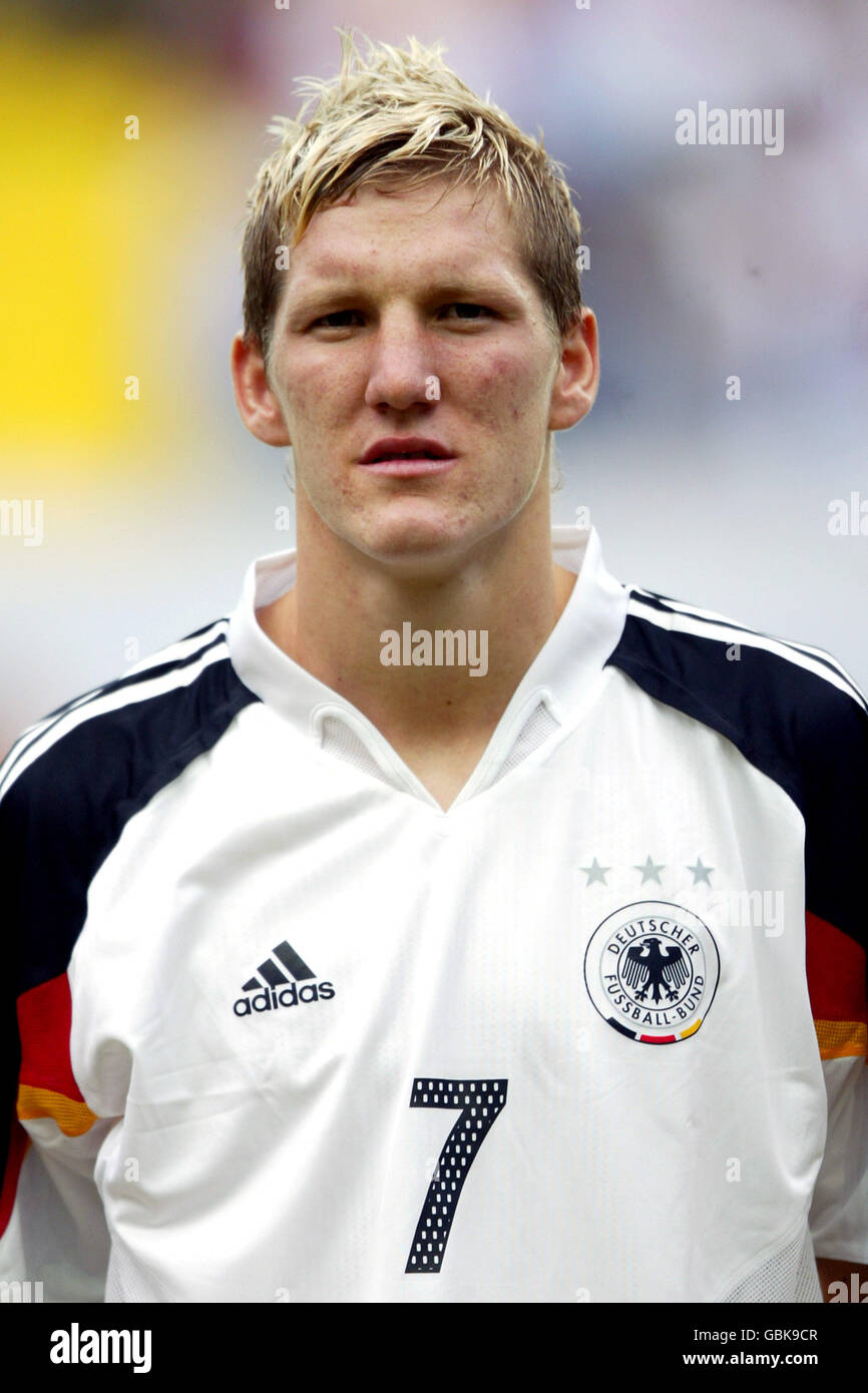 Bastian schweinsteiger 2004 hi-res stock photography and images - Alamy