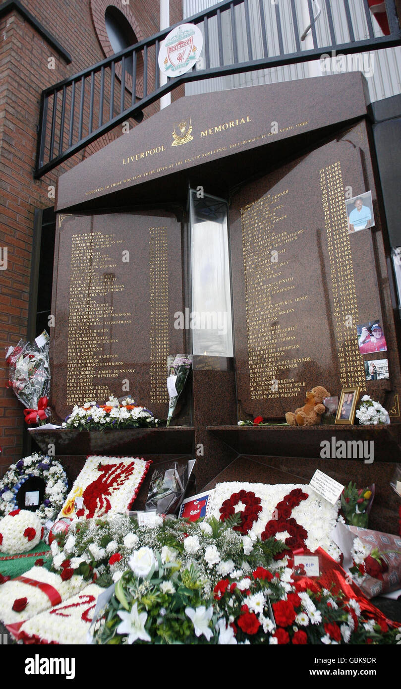 20th anniversary of Hillsborough disaster Stock Photo - Alamy