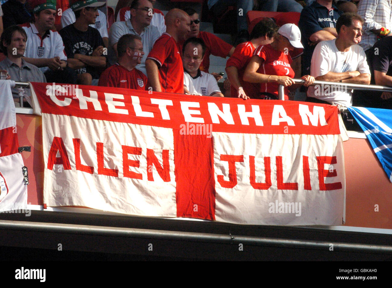 England 2004 uefa european championship hi-res stock photography and ...